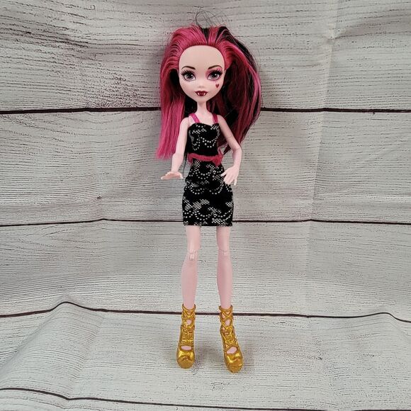 Mattel | Toys | Monster High 25 Draculaura Doll Popstar Fang Ghouls ...